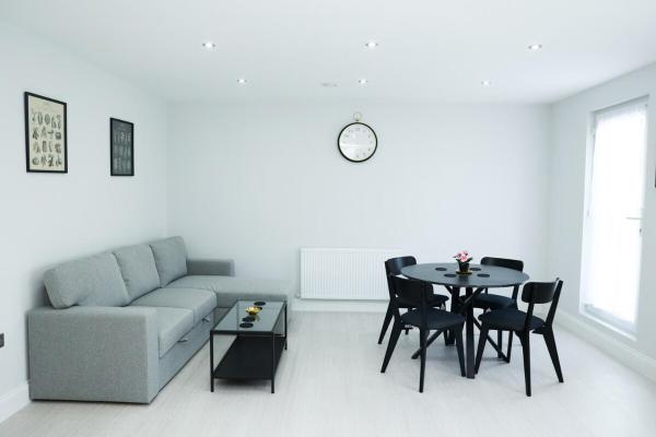 Brand New Luxury 1 Bedroom Apartment - Chingford