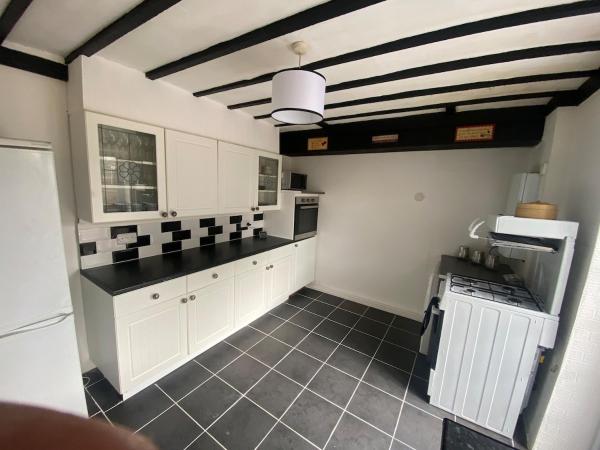 Thorold House Charming House For Long Stays - Gillingham