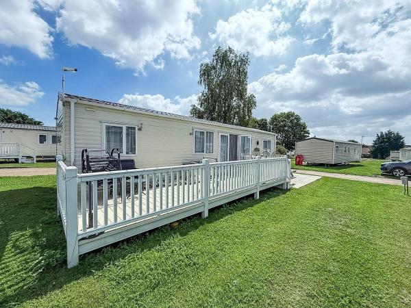 Beautiful 6 Berth Caravan At Breydon Water Nearby Great Yarmouth Ref 10056b - Gorleston