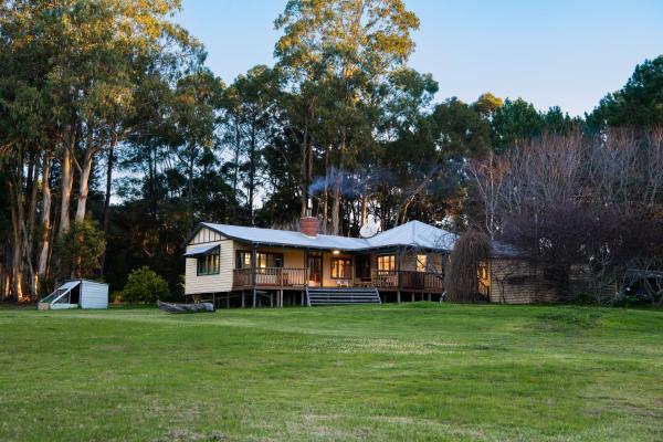 The Farmhouse, Elegance In The Margaret River Coastal Countryside - Cowaramup