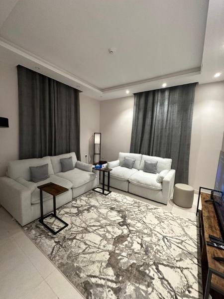 Beautiful Accommodation With Special Privacy And A Quiet Place - Riyadh