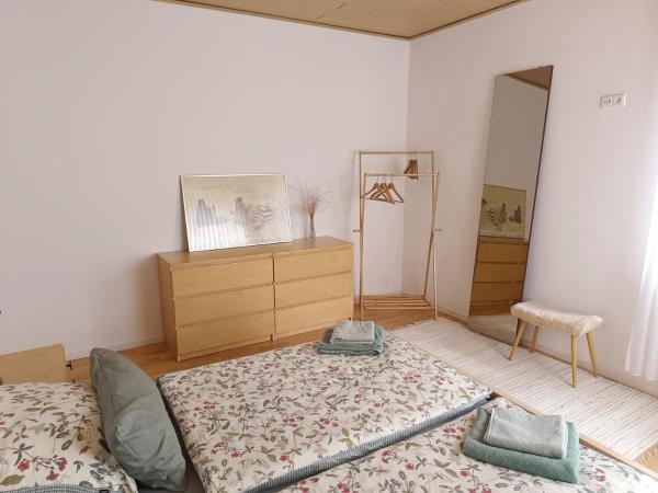 Ferienwohnung Am Kurwald, Nähe Kliniken, 88qm, Parkplatz - Bad Lippspringe