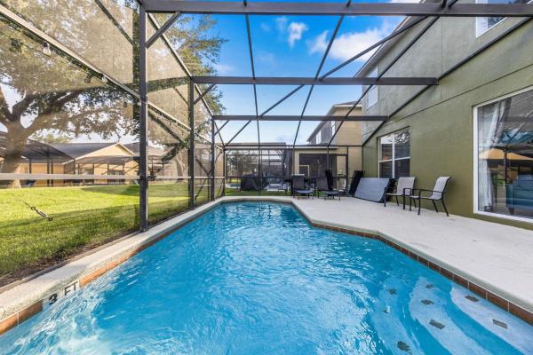 6 Bedroom Villa - Emerald Island Retreat - United States