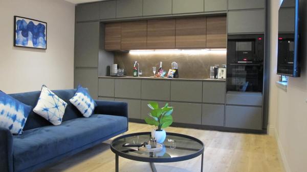 Hidden Gem Of City Center - Bolton