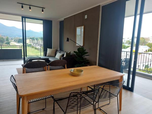 308 The Meadows Luxury Deluxe - George