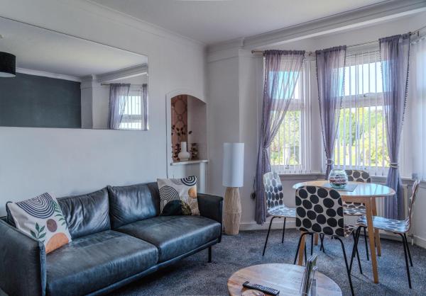 Dundee Themed Apartment With Free Parking - Dundee
