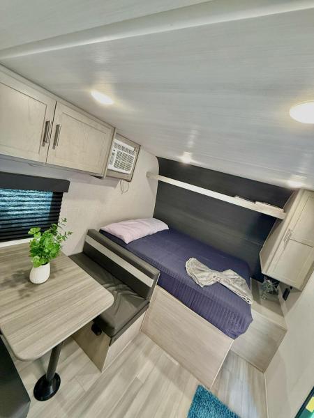 Hogar Sobre Ruedas - 奧蘭多, FL