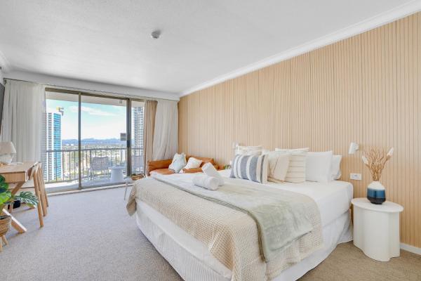 Chic Mantra Studio Stunning Views, Walk To Beach - Gold Coast