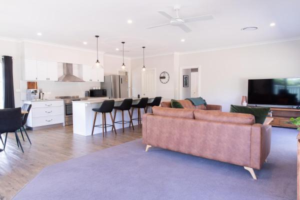 Clematis Retreat - Halls Gap