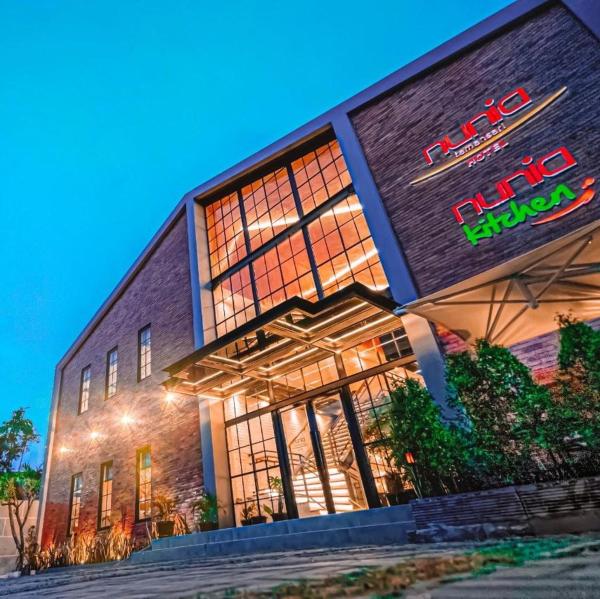 Nunia Tamansari Hotel - Lampung