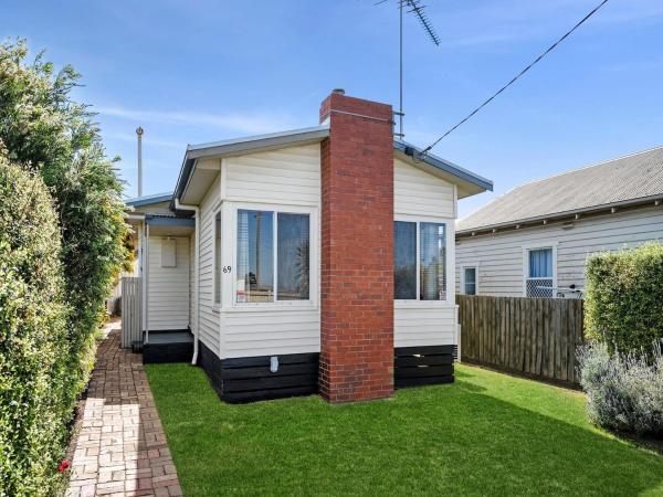 Cute Cottage In A Supreme Location - Geelong