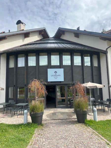 Hotel Leonard - Cavalese