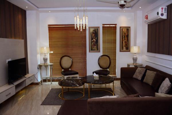 116 Apartments Luxestay Cbd - Lahore