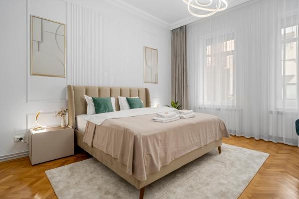 Luxury House - Private Garden & Parking - Old Town - Bukarest