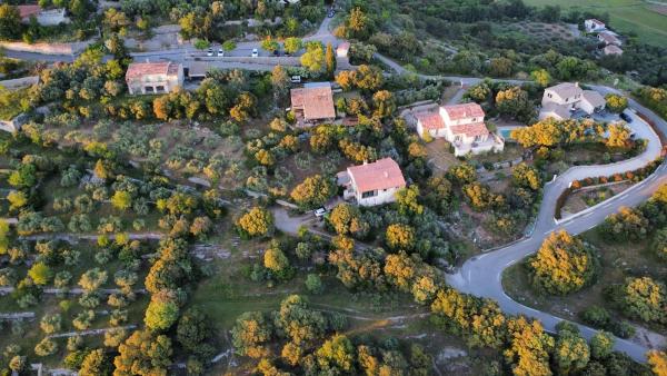 Studio 2 Pers Haut Var - La Verdiere