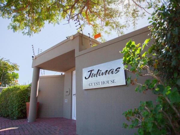 Julinas Guesthouse - Cape Town