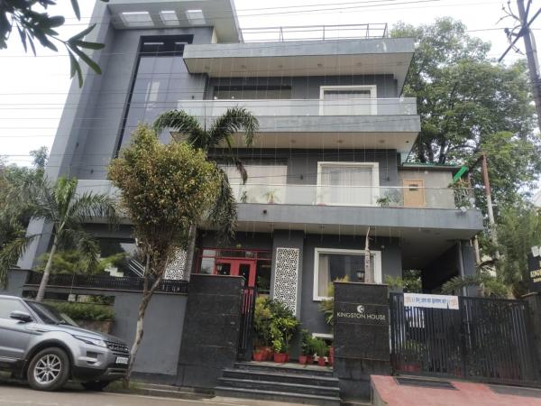 Hotel Kingston House - Near Shaheed Path And Ayodhya Road - Lucknow