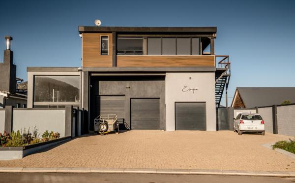 Escape To Pringle - Pringle Bay