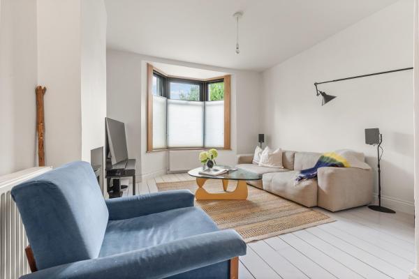 Cosy 2br House With Garden & Parking - Leyton