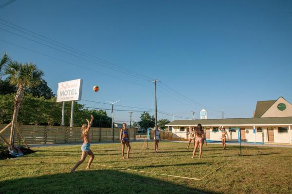 Driftwood Motel - Mississippi