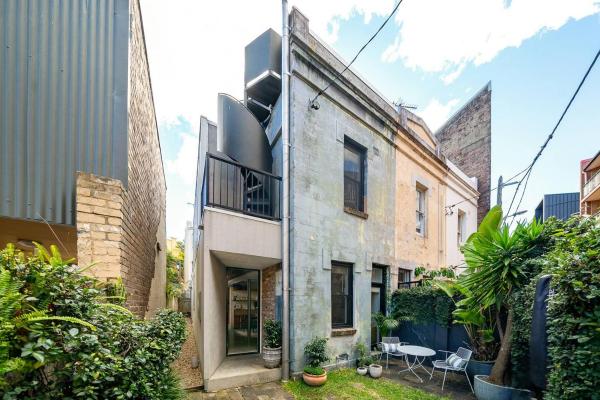 'Surry Soul' Architect-designed Terrace With Rooftop - Mosman