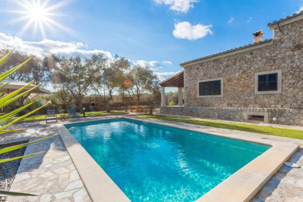 Finca Isabel Y Guillermo Con Posibilidad De Piscina Climatizada - Sineu