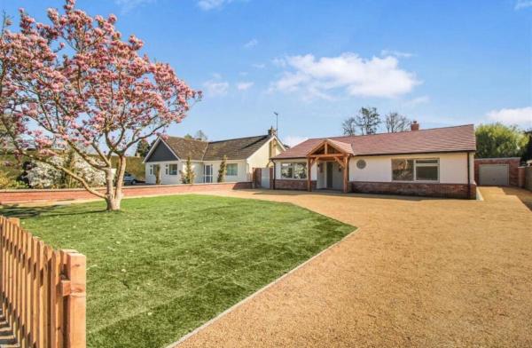 Detached Home Near Kings Lynn - Cambridgeshire