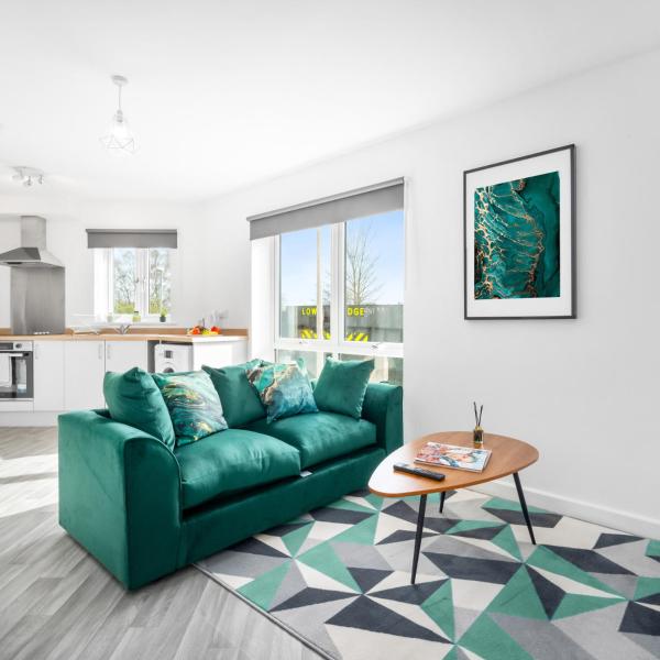 Stylish 2 Bed Apartment - Off-street Parking - High Speed Wifi - Netflix 56c - Wolverhampton