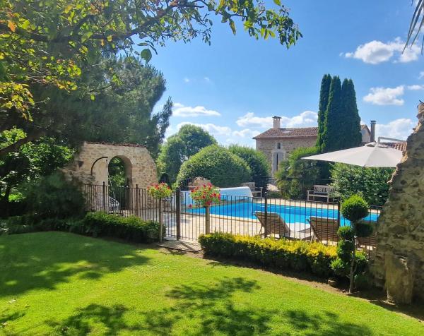 L'écrin De La Rose - La Rochefoucauld