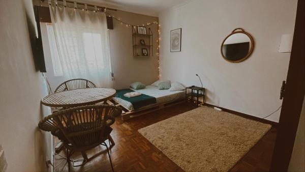 Peaceful Boho Room In Costa Da Caparica - Almada