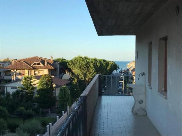 Il Nido Del Gabbiano Con Terrazza Vista Mare - Martinsicuro