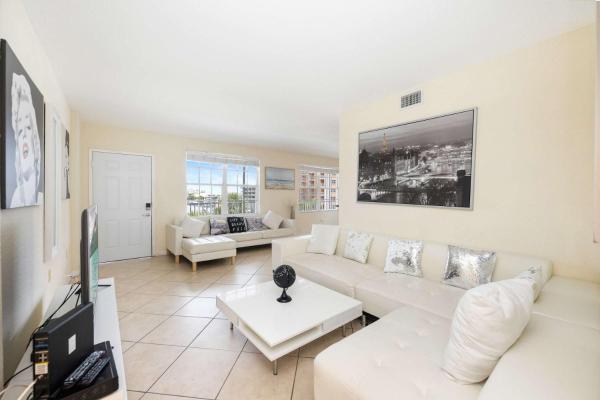 445 Clearwater Hamden - Clearwater Beach