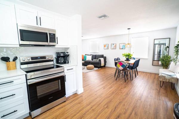 Casita-stylish Garden Home 5 Min To Bayshore Water - Aeropuerto de Tampa (TPA)