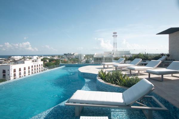 Center Point Studio - Playa del Carmen