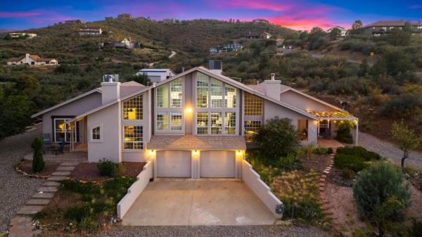 Lynx Lake Lux 6-br Housesleeps 22hot Tubgame Rm - Prescott Valley, AZ