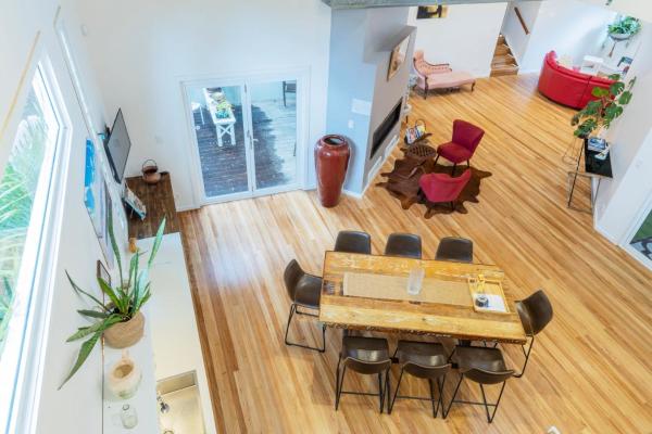 The Lake Palace - Newcastle