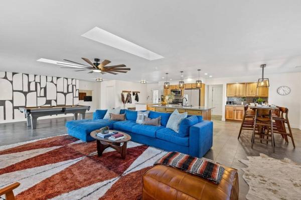 Hot Tub Pool Table Bocce Court Mountain Views - アリゾナ州