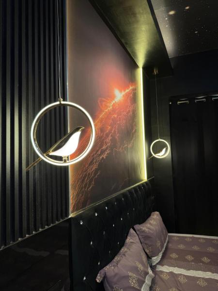 Velvet Morning - ノイダ