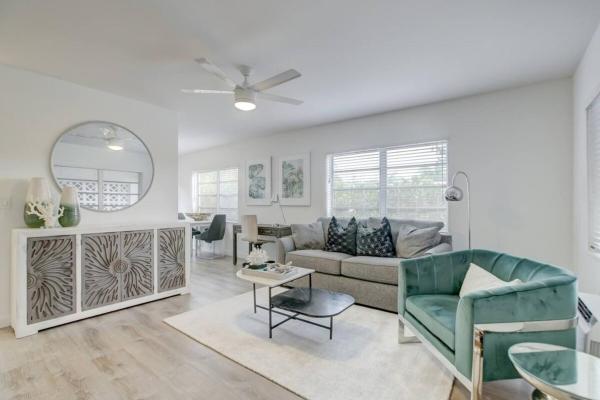 Pool Access Free Parking Smart Tv Wifi - Broward County, FL