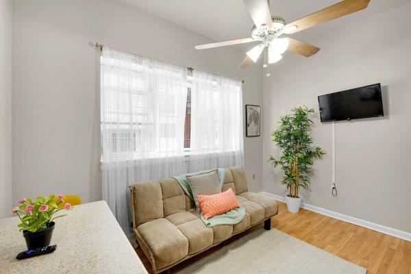 Design-led 1br In Prime Spot - Glendora, NJ