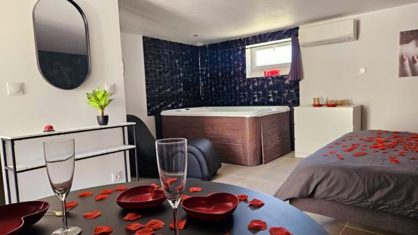 Nid Secret Loveroom & Spa Sanary - Creuse