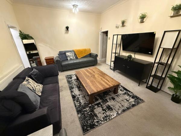 Oswaldtwistle Spacious 3-bedroom/two Bath - Burnley