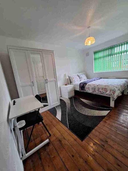 Liverpool Rooms Near City & Stadiums - Liverpool