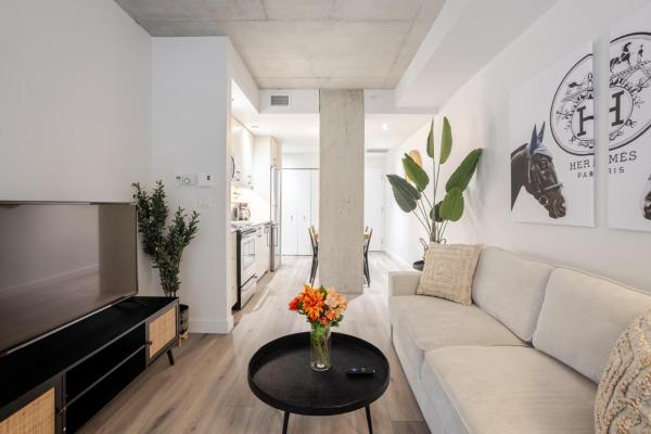 Roomy 1br Getaway Mtl Old Port - Boucherville