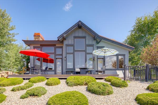 Grand Elk Golf Club On-site Mtn-view Home With Deck - Granby, CO