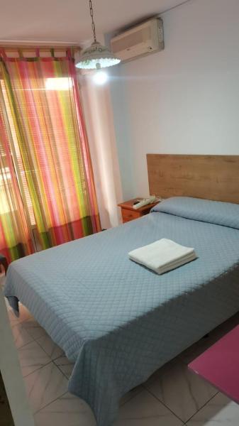 Pensión Colonia - Motril