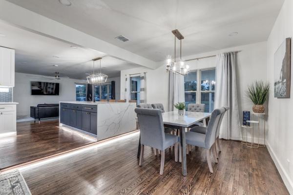 Dallas Luxury Near Lake 4br 3ba - 2 Ensuites - ダラス