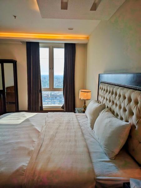 2-bed Classic Apartment In Goldcrest Mall And Residency By Alvis Suite - 拉哈爾