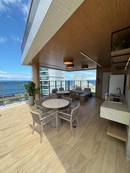 Apartamentos Ocean Farol No Bairro Da Barra Em Salvador - Salvador