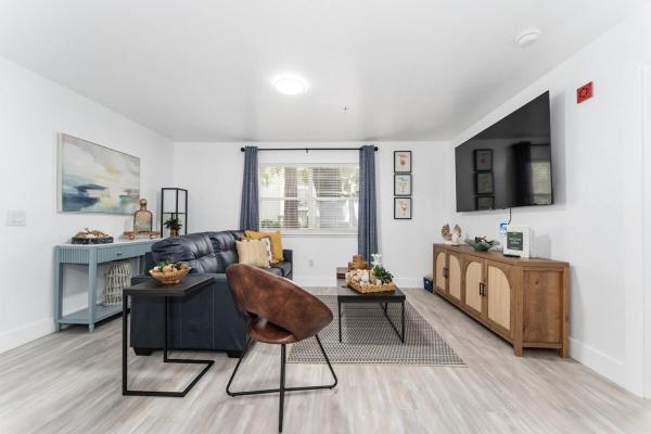 Cozy Uf Condo Off Archer Rd - Near Shands & Va ! - University of Florida, Gainesville